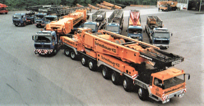 Kranbild Schmidbauer Liebherr LTM 1800 Oli bei der Abfahrt - Autokran ...