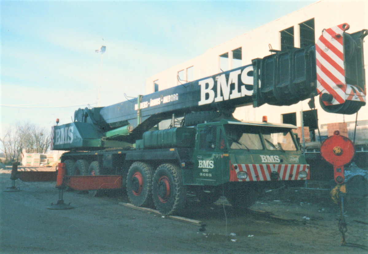Kranbild BMS die "Biggi" Demag HC 240 - Autokran-Portal - Autokran ...