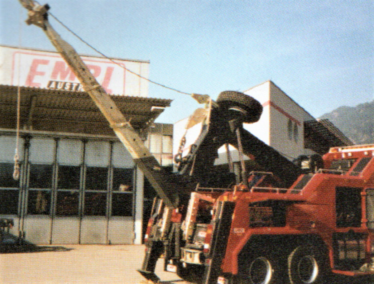 Kranbild Empl EH/W200 Bison - Autokran-Portal - Autokran-Portal.com